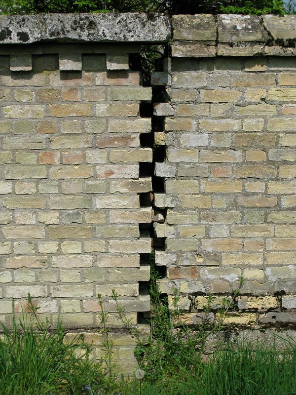Subsidence Cracking Wall